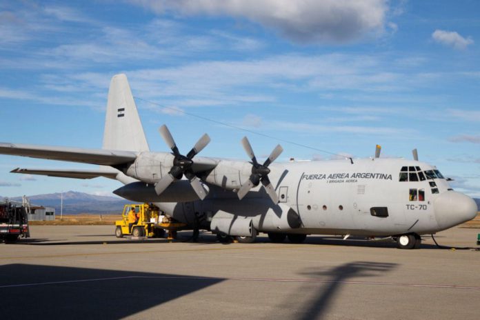 La Fuerza Aérea Argentina incorpora un C-130 Hércules – Aviones.com