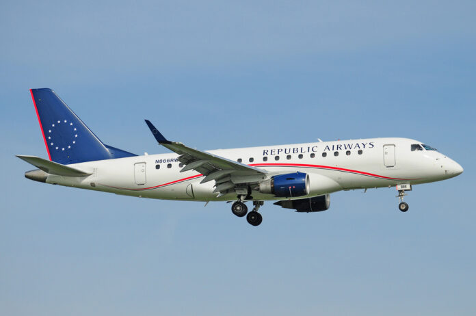 Embraer presenta un nuevo avión con hélices en la cola – Aviones.com