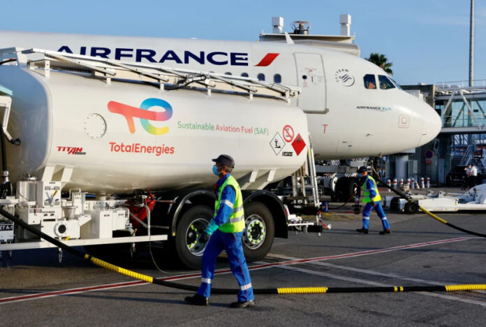 Biojet: conoce qué es el SAF, el combustible para aviones que contamina ...