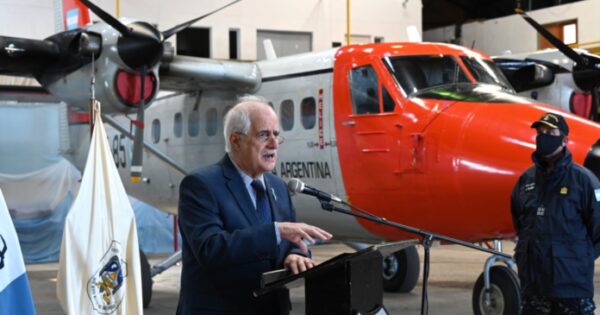 «Argentina debe comprar cazas supersónicos» – Aviones.com