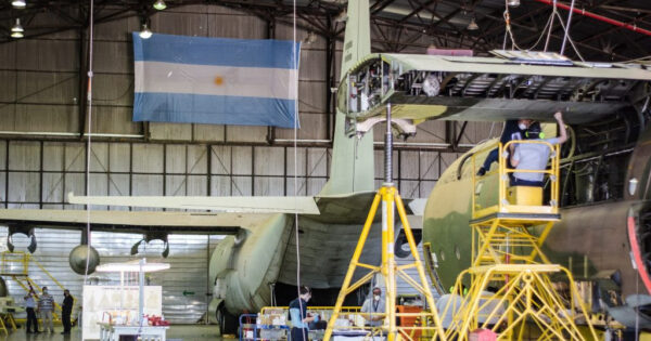 Con la presencia de compañías nacionales y extranjeras, FAdeA será la ...