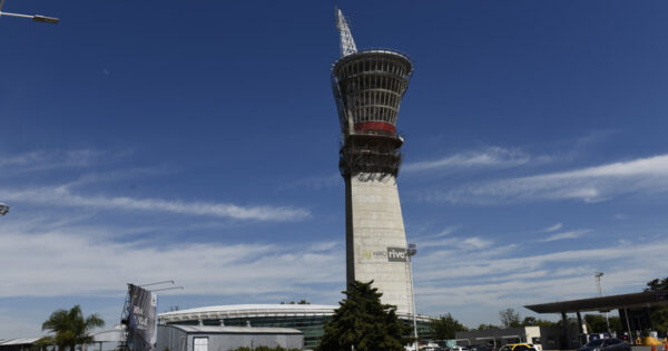 La torre de control que puede ser otro elefante blanco: la empezaron ...