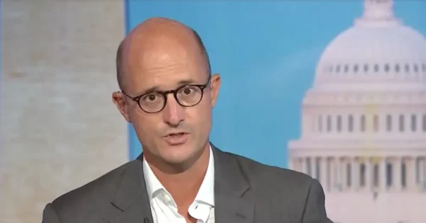 El oscuro presagio de un gurú de Wall Street sobre el dólar barato ...